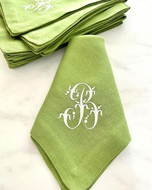 Dinner Napkins – Bobbins Design